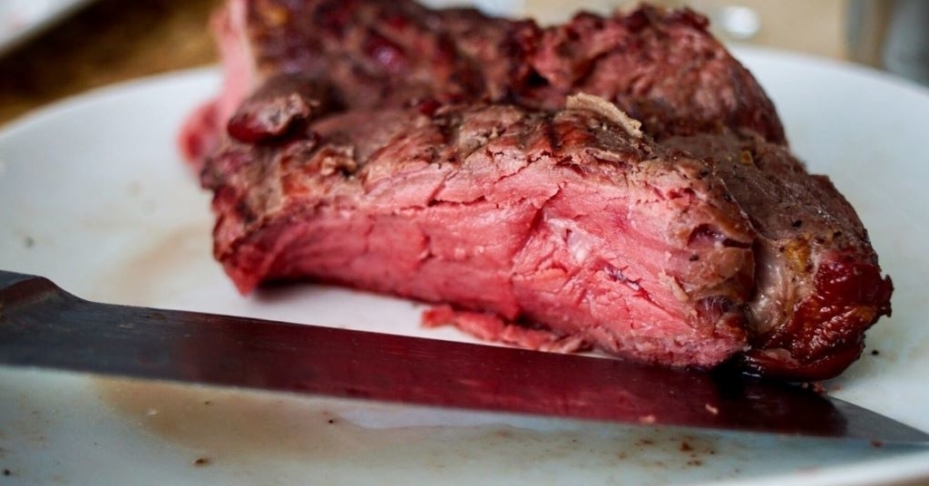 Which Foods Should be Avoided to Prevent Gout Symptoms?